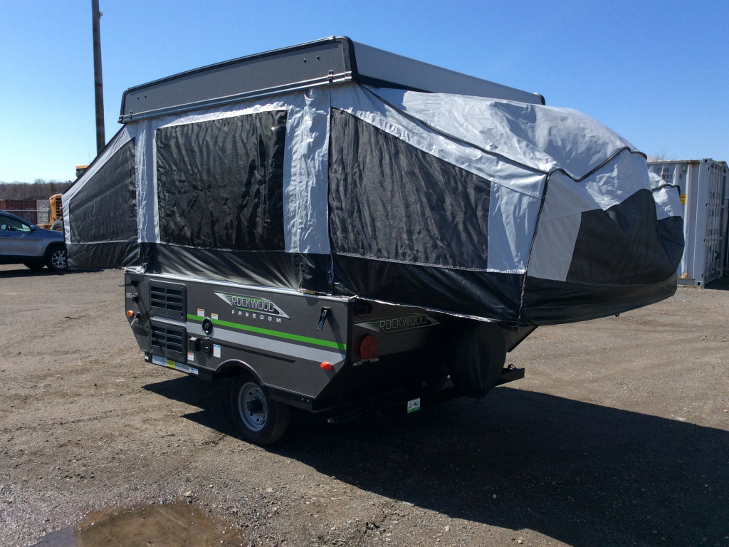 FOREST RIVER ROCKWOOD FREEDOM M-1640LTD 2020 - Entrepex